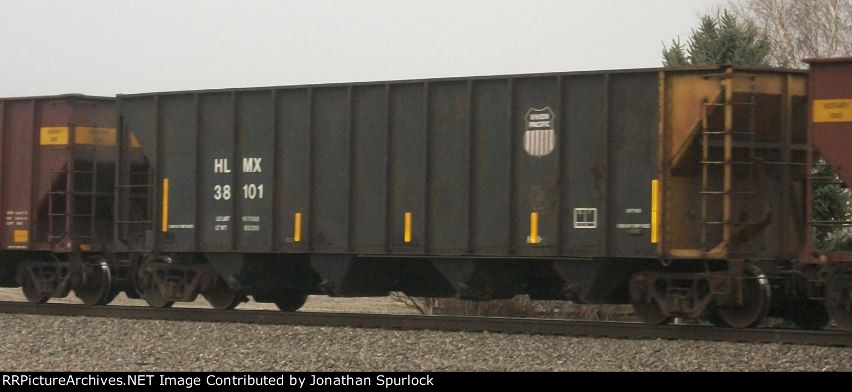 HLMX 38101, ex-Union Pacific